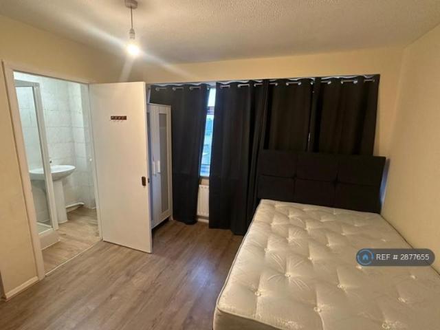 Room at Liphook Close, Greater London