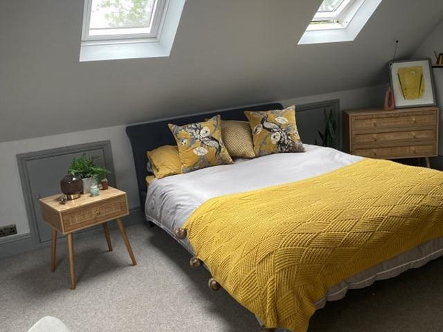 Room at Little Heath, Greater London