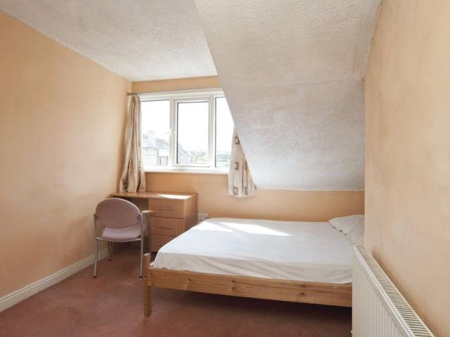 Room at Little Horton Lane, Bradford