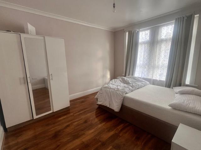 Room at Little Ilford Lane, Greater London