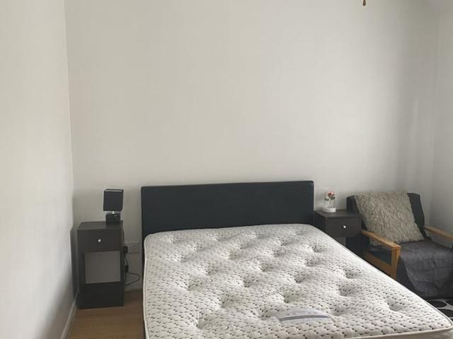 Room at Littlemede, Greater London