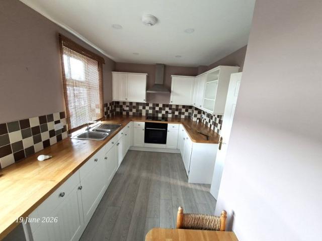 Room at Littlelands, Bradford