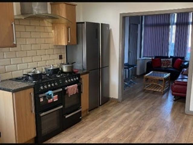 Room at Littleton Road, Salford