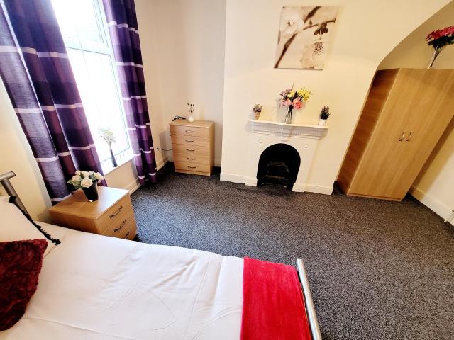 Room at Liverpool Road, Salford