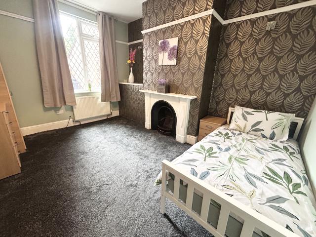 Room at Liverpool Road, Salford