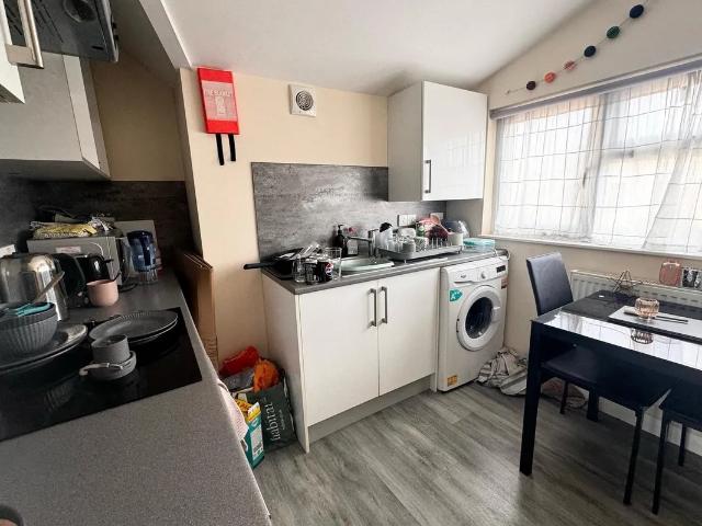 Room at Livingstone Road, Bath