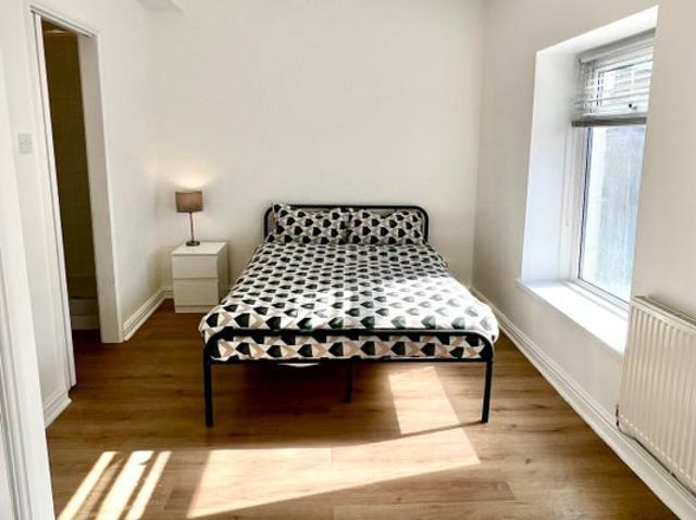 Room at Llancayo Street, Bargoed