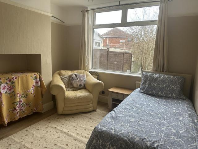 Room at Locking Road, Weston super Mare