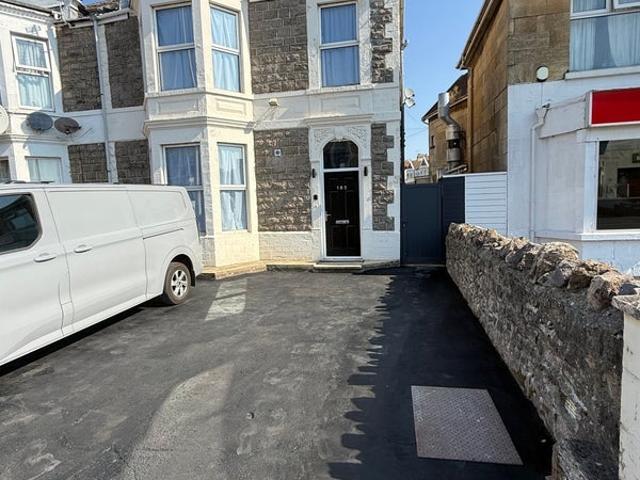 Room at Locking Road, Weston super Mare