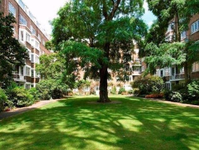 Room at Logan Place, Greater London