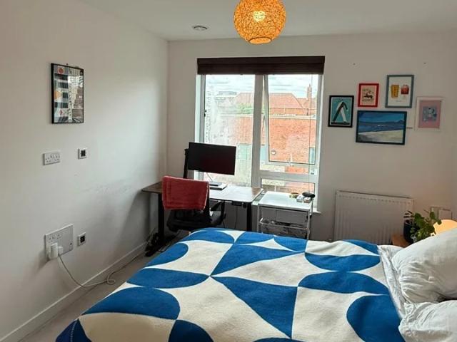 Room at Lomond Grove, Greater London