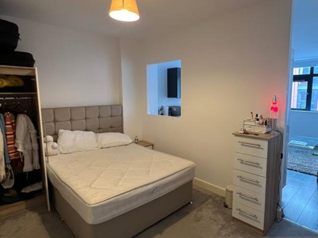 Room at Lombard Street, Birmingham