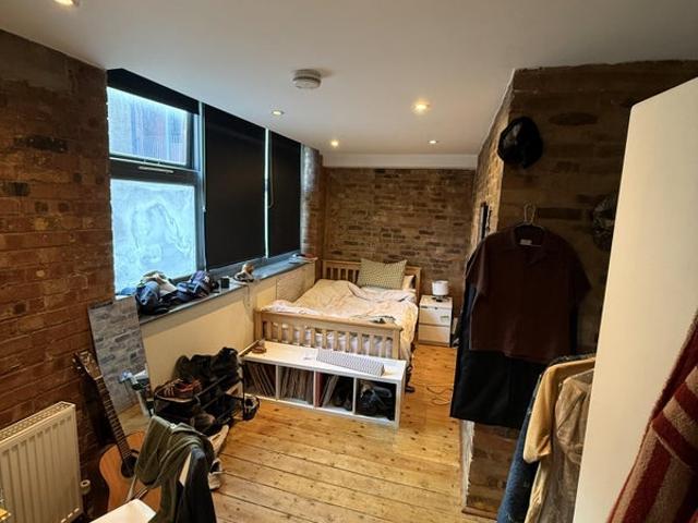 Room at London Lane, Greater London