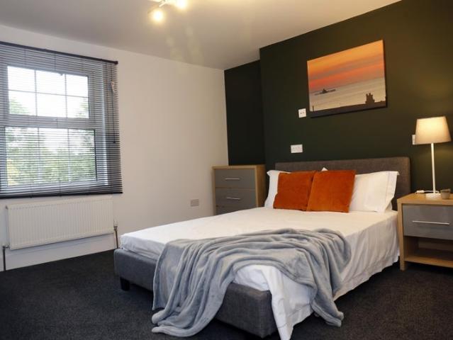 Room at London Road, Maidstone