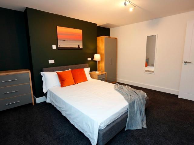 Room at London Road, Maidstone