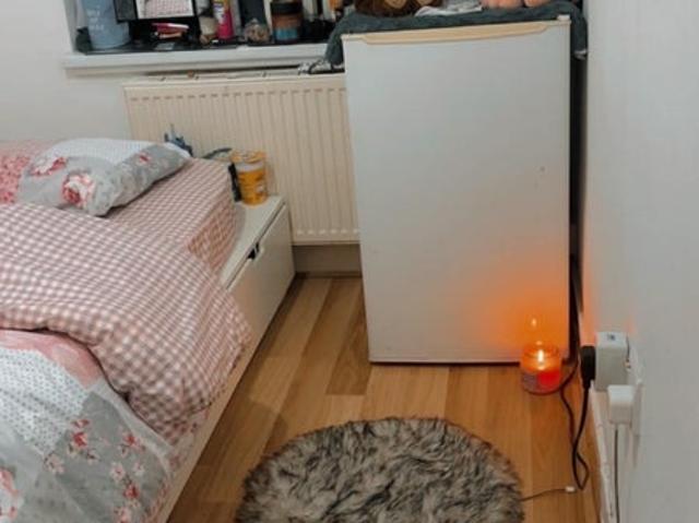 Room at London Road, Greater London