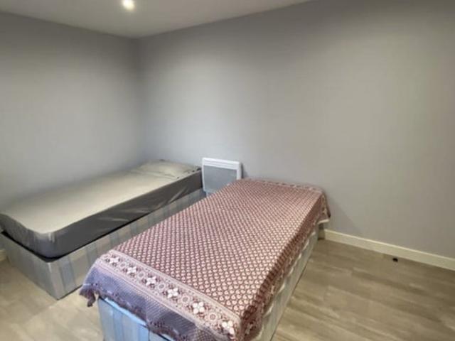 Room at London Road, Greater London