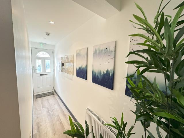 Room at London Road, Greater London