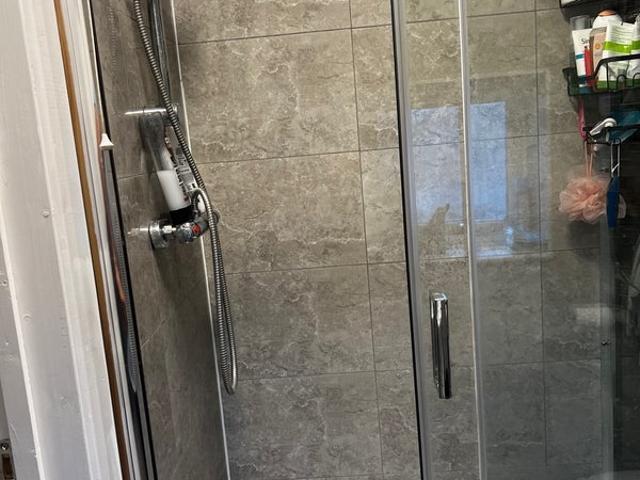 Room at Longford Avenue, Greater London