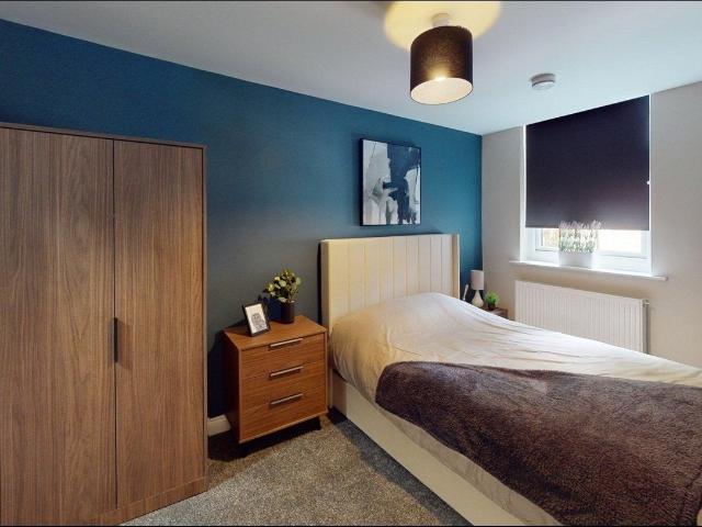Room at Longford Street, Warrington