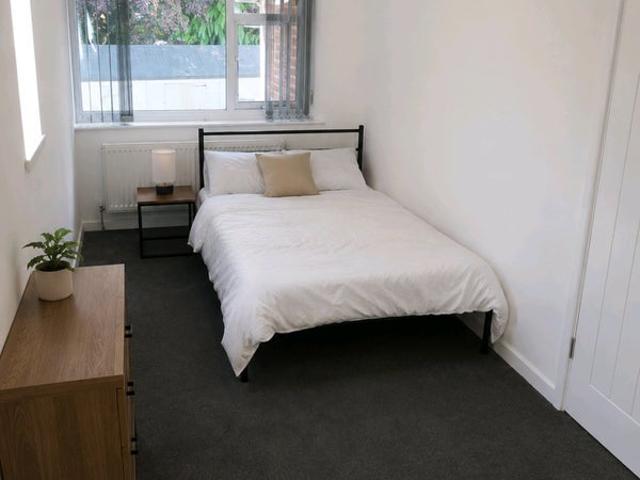 Room at Longmore Road, Metropolitan Borough of Solihull