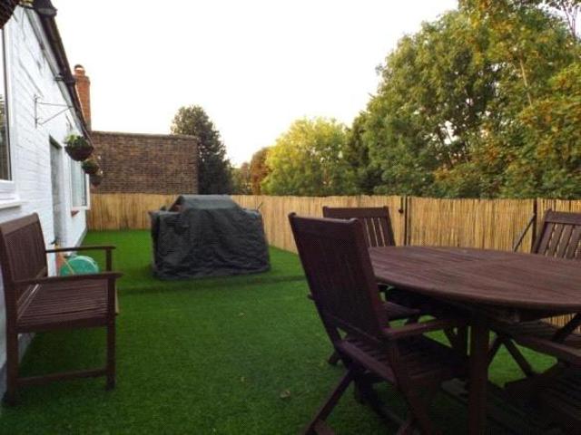 Room at Lonsdale Road, Greater London