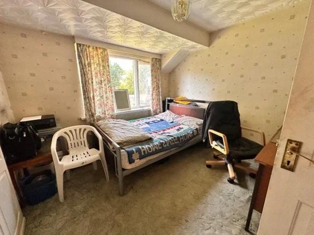Room at Lonsdale Road, Wolverhampton