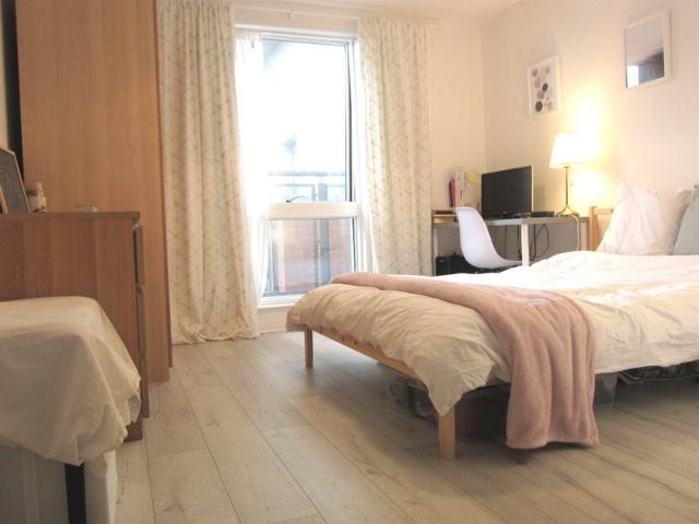 Room at Lord Street, Manchester