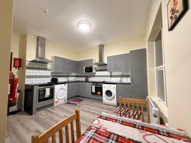 Room at Lordship Lane, Greater London