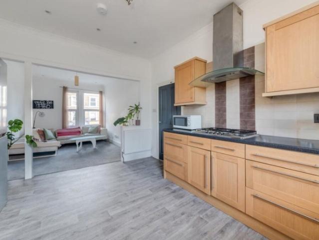 Room at Lordship Lane, Greater London