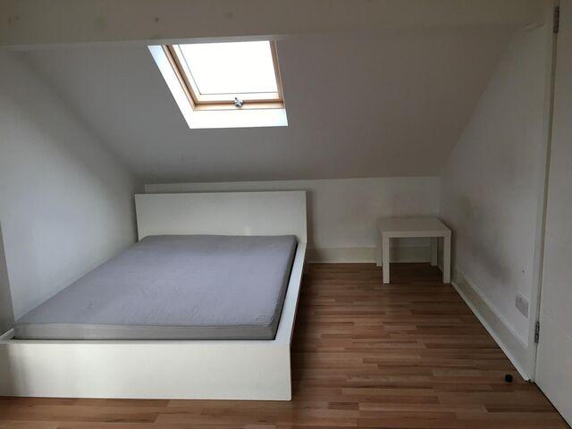 Room at Lordsmead Road, Greater London
