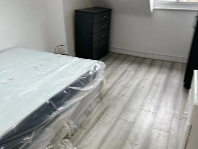 Room at Lower Addiscombe Road, Greater London