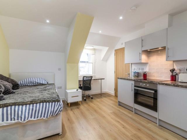 Room at Lower Parliament Street, Nottingham