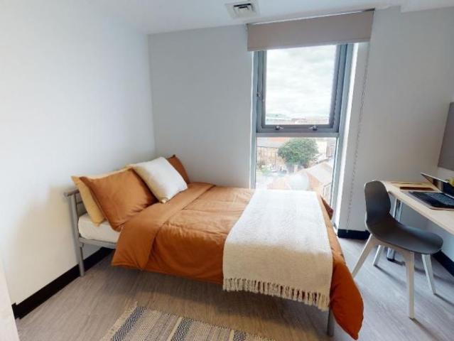 Room at Lower Parliament Street, Nottingham