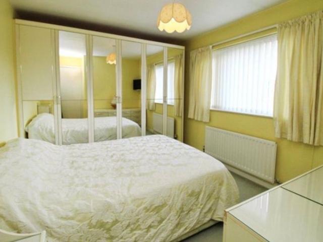 Room at Lower Sutherland Street, Salford