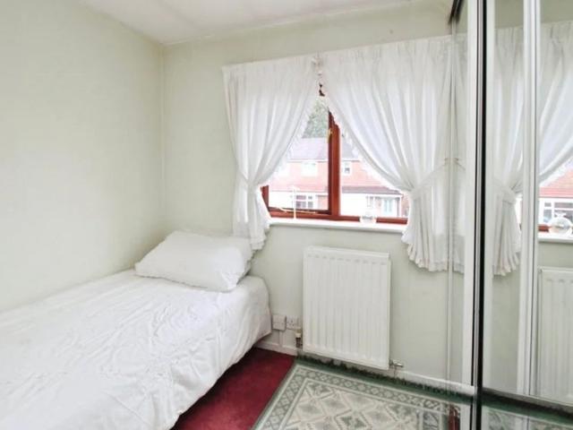 Room at Lower Sutherland Street, Salford