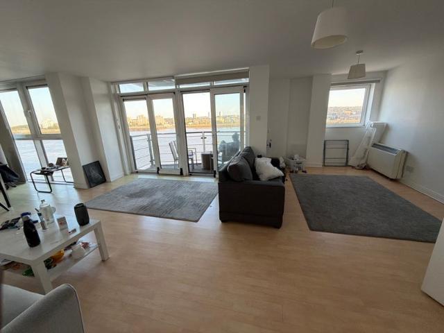 Room at Lowestoft Mews, Greater London