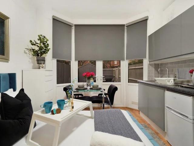 Apartment at Lowlands Road, Greater London