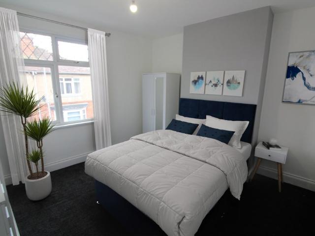 Room at Lowson Street, Darlington