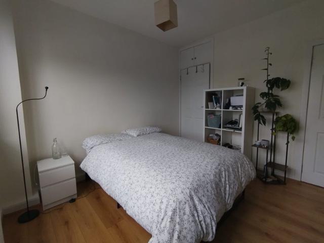 Room at Lowther Terrace, Glasgow
