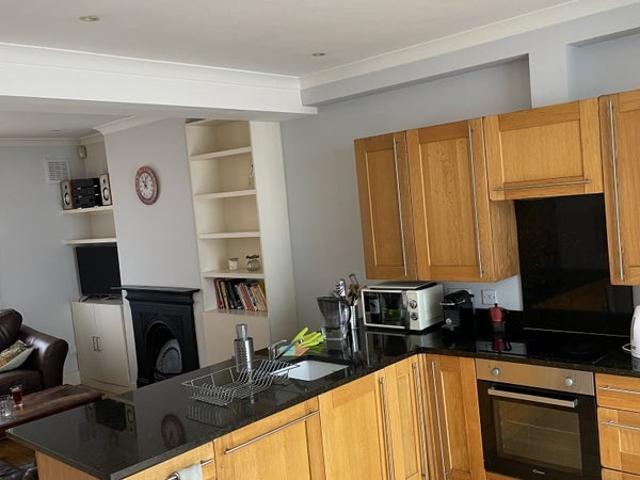 Room at Lothrop Street, City of Westminster