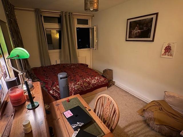 Room at Loughborough Road, Greater London