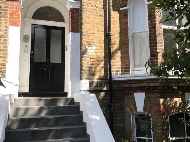 Room at Loughborough Road, Greater London