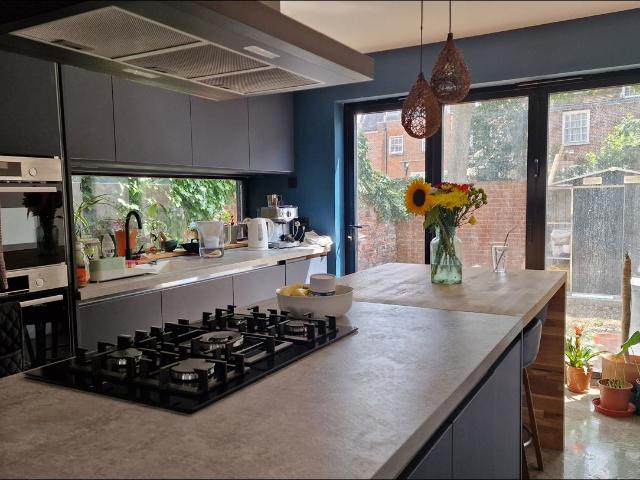 Room at Love Lane, Greater London
