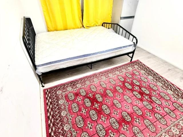 Room at Loxford Road, Greater London