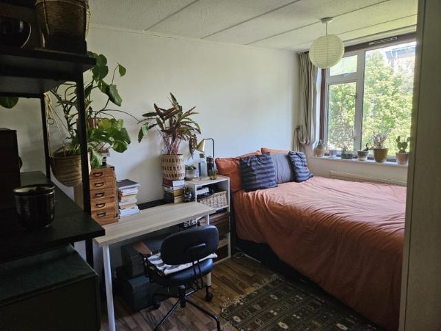 Room at Pulford Road, Greater London