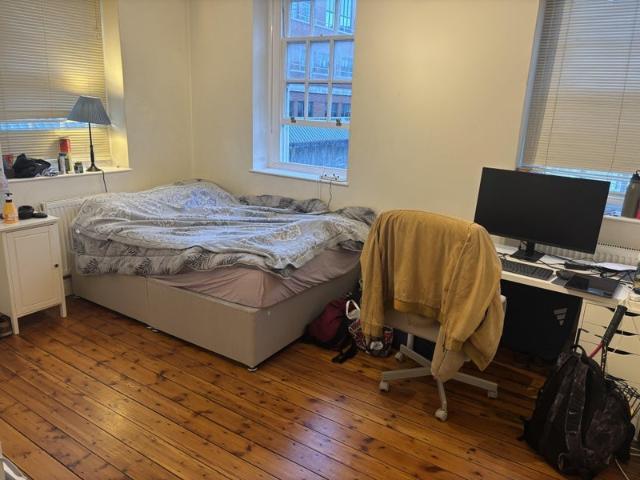 Room at Page Street, City of Westminster
