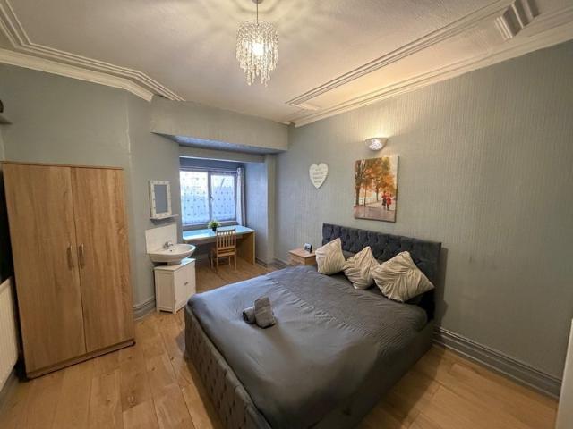 Room at Palatine Road, Blackpool