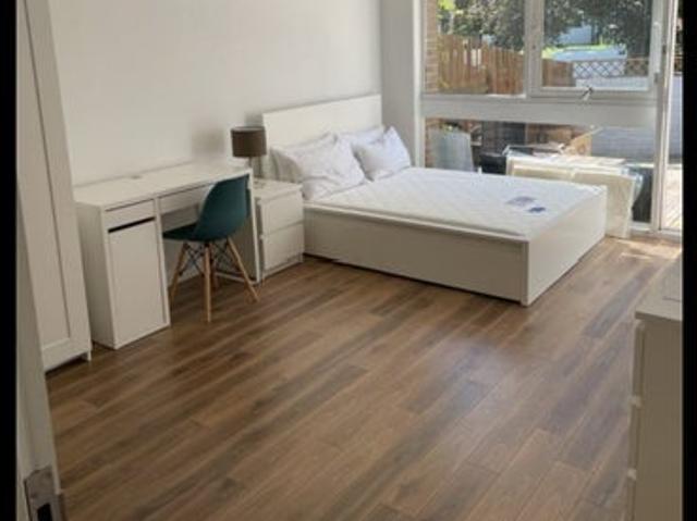 Room at Palace Road, Greater London