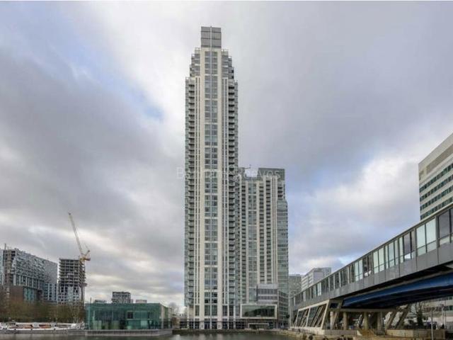 Room at Pan Peninsula Square, Greater London